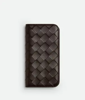 BOTTEGA  VENETA Intrecciato Iphone 16 Pro Foglio Case - Fondant
