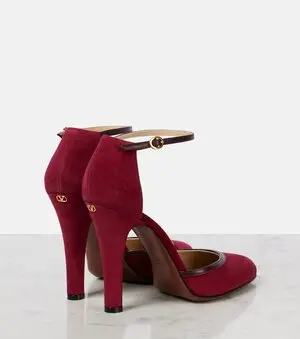 Valentino Garavani Hi Dolly 105 Suede Pumps - Red