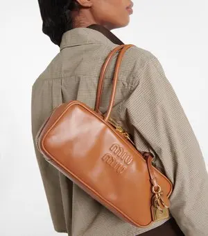 Miu Miu Beau Logo Embossed Leather Tote - Brown