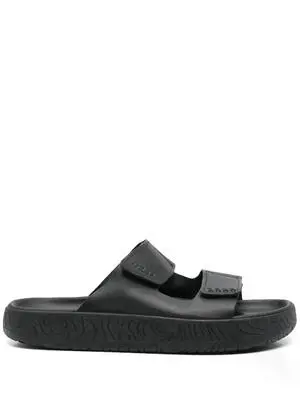 VEJA Etna Sandals - Black