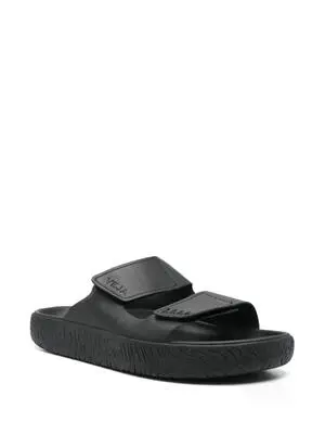 VEJA Etna Sandals - Black