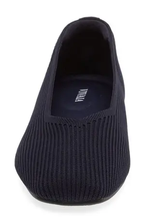 Vivaia Margot 2.0 Square-toe V-cut Flats - Navy