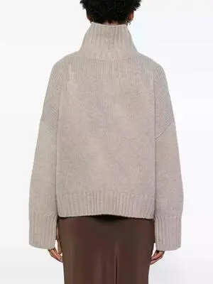 Soft Goat Cashmere Jumper - Grey