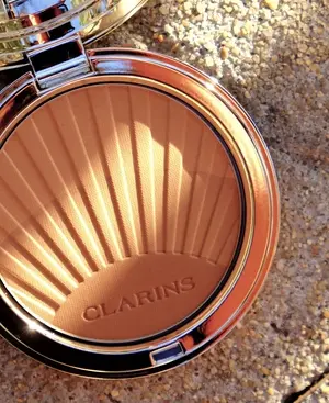 Clarins Luminous Matte Bronzing Powder