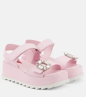 ROGER VIVIER Embellished Leather Platform Sandals - Pink
