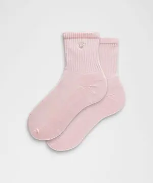 Lululemon Daily Essential Quarter Socks Blissful Pink
