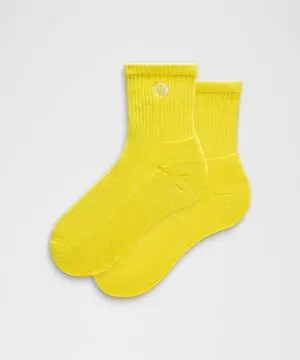 Lululemon Daily Essential Quarter Socks Daisy Glow