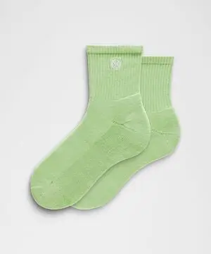Lululemon Daily Essential Quarter Socks Kale Krush