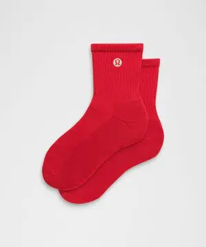 Lululemon Daily Essential Quarter Socks Oxford Red