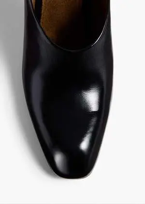 Khaite Colt Mule In Glazed Leather - Black