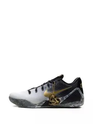 Nike Sneakers - Black