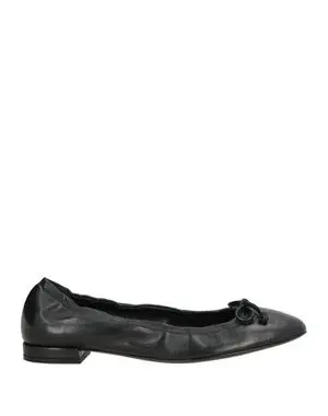Women's Stuart Weitzman Black Flats