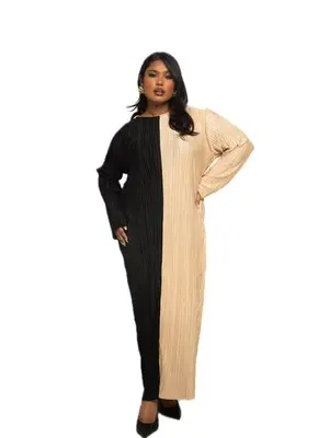 FASHION-SZN CURVE Colour Block Plisse Midaxi Dress - Black