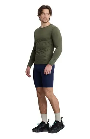 COZY ZERO 100% Merino Classic Long Sleeve Crewneck - Olive