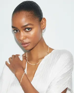 Tory Burch Kira Double T & Imitation Pearl Collar Necklace