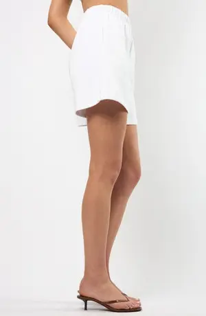 VIENS AVEC MOI The Lakeside Graphic Sweat Shorts - White