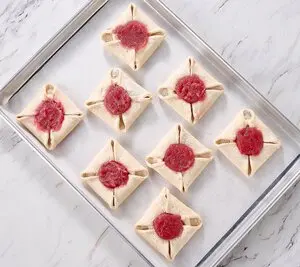 AUTHENTIC GOURMET Strawberry And Cheese Filled Crowns