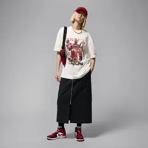 JORDAN Oversized Short-sleeve Graphic T-shirt