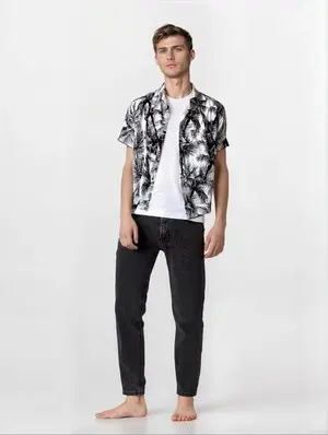 LEDGER & FORD Encinitas Shirt - Black