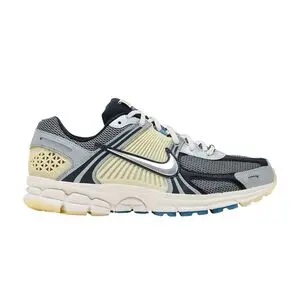 Nike Air Zoom Vomero 'don't Lose Your Way' Sneakers - Grey