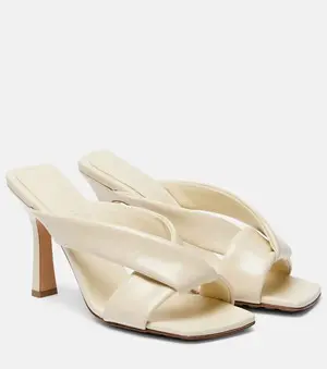 Bottega Veneta Riva 90 Leather Thong Sandals - White