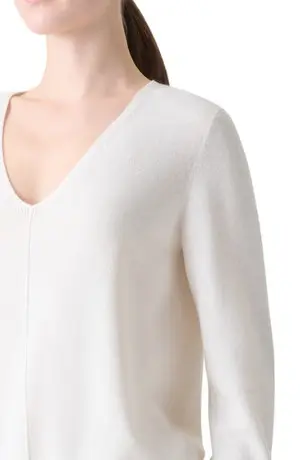 Akris V-neck Cashmere Sweater - Ecru