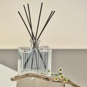 NEST NEW YORK Driftwood & Chamomile Reed Diffuser