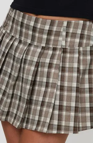 Princess Polly Envision Pleated Mini Skirt