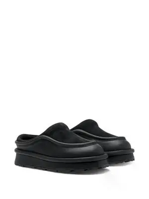 Axel Arigato Pillow Sculpted Slip-on Clogs - Black