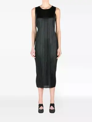 Issey Miyake Fitted Midi Dress - Black