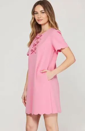 MODENAIRE Scallop Hem Shift Dress With Bow Tie Details