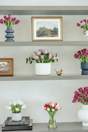 COCOBELLA Zara Realtouch Tulip Arrangement