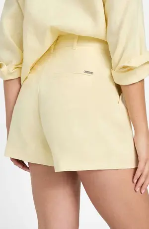 Guess Tailored Linen Shorts - Cotton Yellow