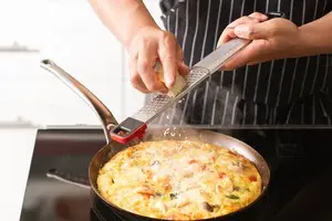 CUISIPRO Surface Glide Technology Dual Grater
