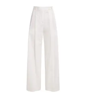 Eleventy Tailored Trousers With Pleated Detail