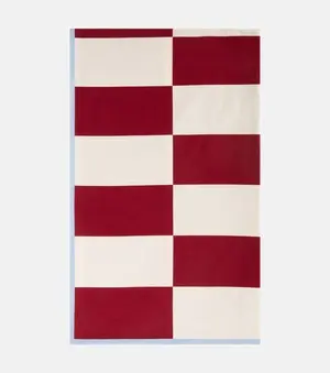 La DoubleJ Contrada Bordeaux Medium Linen Tablecloth