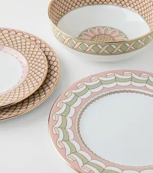 La DoubleJ Poseidon Dusty Pink Charger Plate - Multicoloured