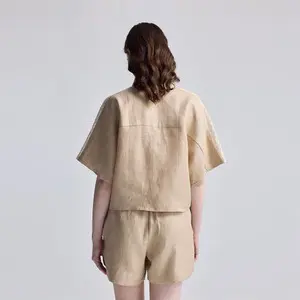 REISTOR Boxy Shirt With Lace Detailing