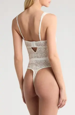 KILO BRAVA Lace Underwire Bodysuit