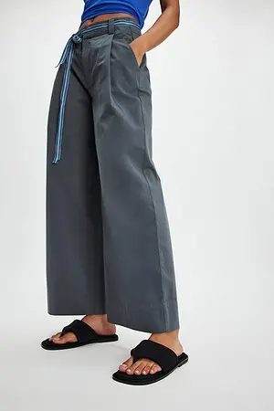 Intentionally Blank Seoul Thong Sandals
