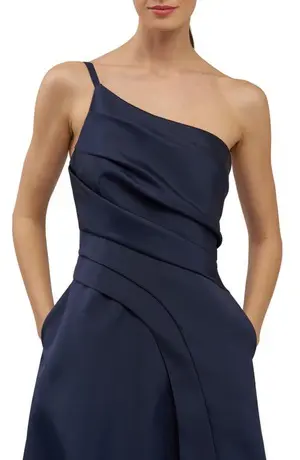 KAY UNGER Jillian One-shoulder Gown
