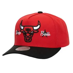 Mitchell & Ness Chicago Bulls Stars Core Pro Pinch Adjustable Cap - Red
