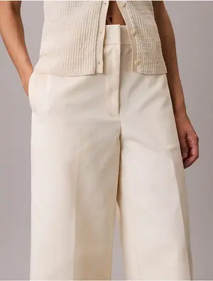 Calvin Klein Wide Leg Cropped Chino Pants - Calico