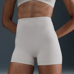 Nike Form Boyshorts - Brown