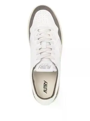 AUTRY Medalist Low Top Sneakers