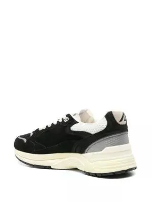 AUTRY Hyperway Sneakers - Black