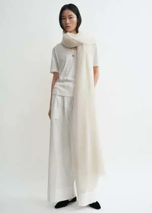 TOTEME Light Wool Blanket Scarf - White
