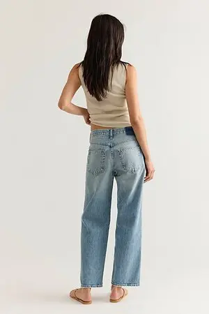 AMO Billie Mid-rise Straight Leg Jeans - Mystical