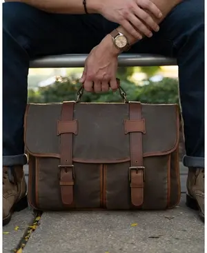 KORCHMAR Garfield Laptop Briefcase - Olive