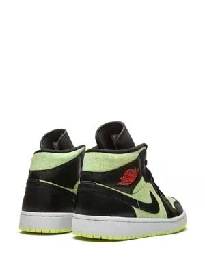 JORDAN Air 1 Mid Se Sneakers - Black
